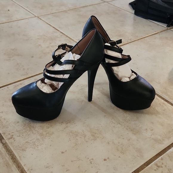 Anne Michelle | Shoes | Sexy Black Strappy Pumps | Poshmark